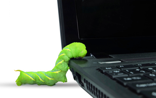 Attackers spread worm via Facebook, leverage cloud services | SC Media