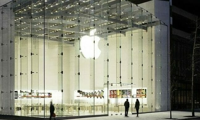 Apple to send research phones to trusted hackers | news | SC Media