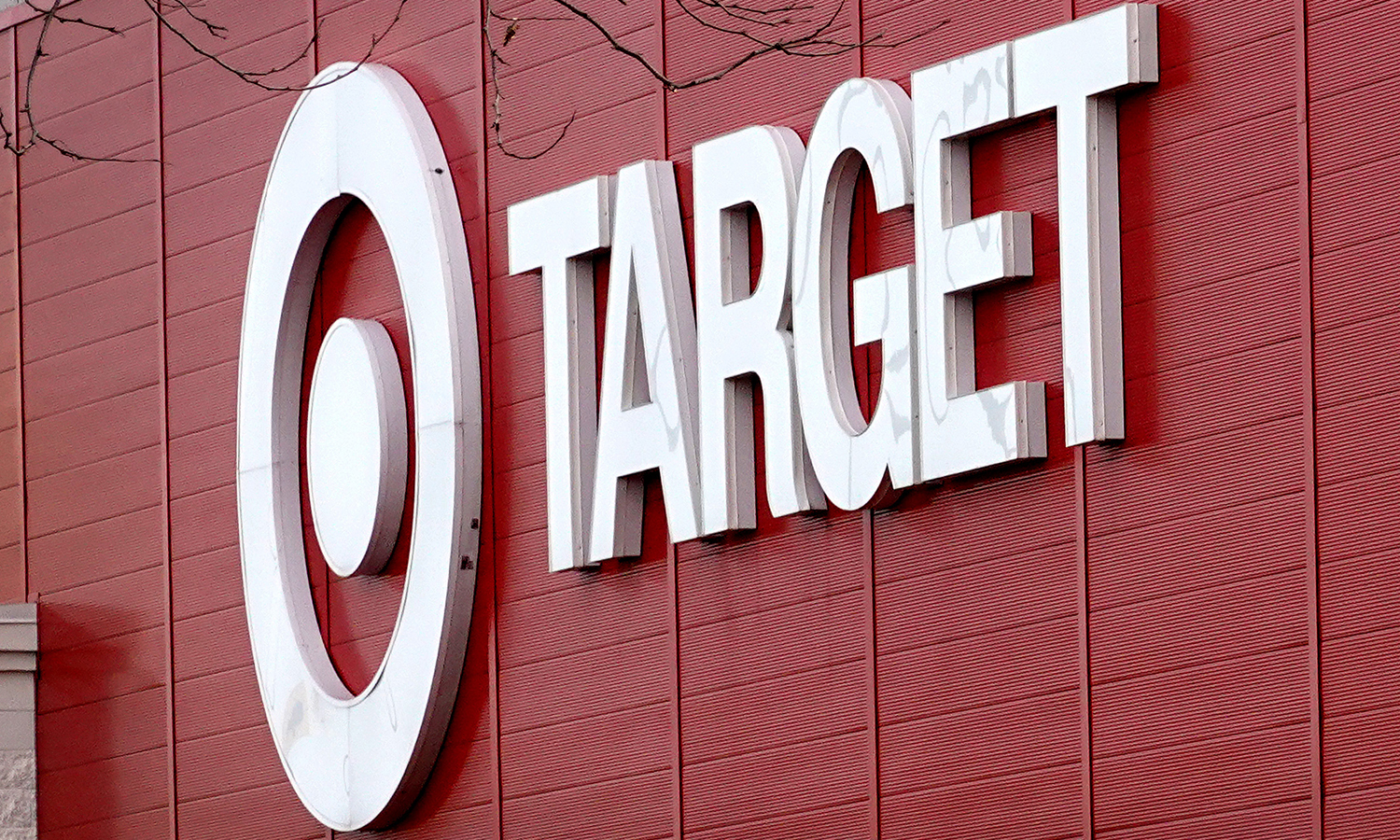 Hackers claim to sell Target source code after alleged data leak ...