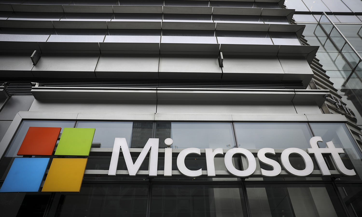New Microsoft Exchange zero-day actively exploited, security firm says ...