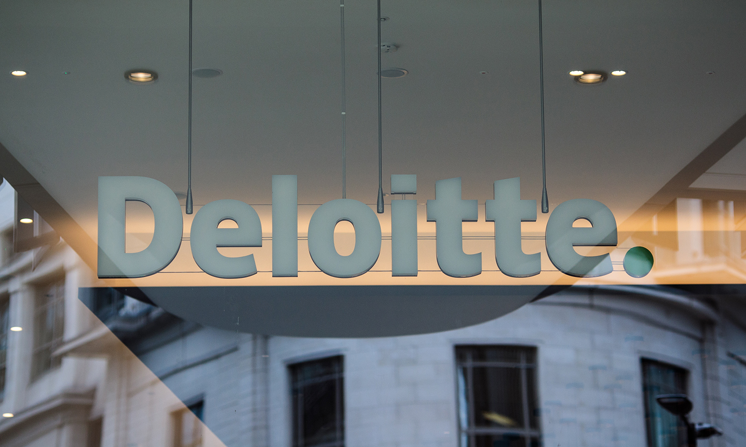 Deloitte and AWS launch a fund focused on collaborative industry cloud ...