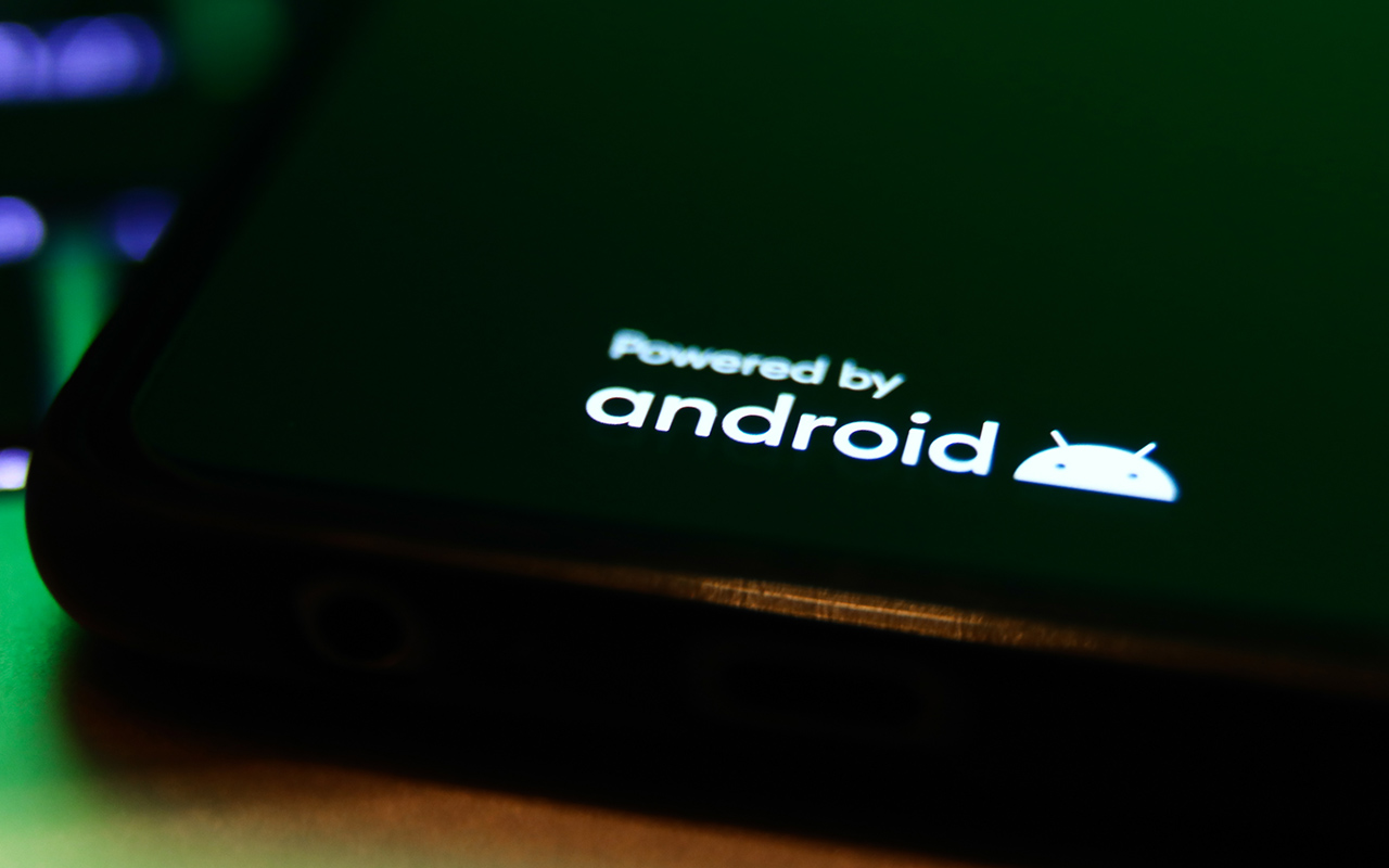 CISA adds Android zero-day that infected Chinese shopping app to KEV ...