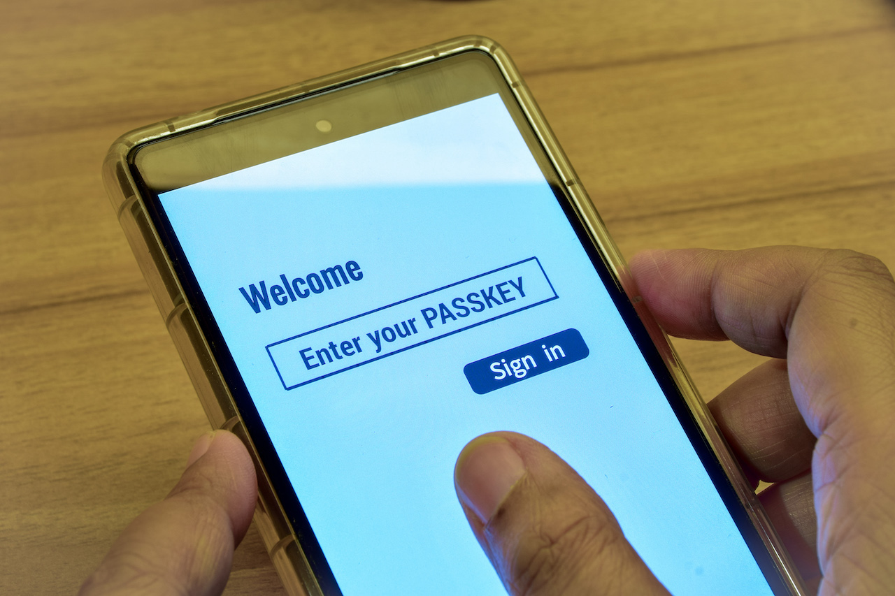 Passwordless Momentum Grows as CISO MFA Trust Fades: Portnox Survey | MSSP Alert