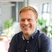 Sam Peters | ChannelE2E